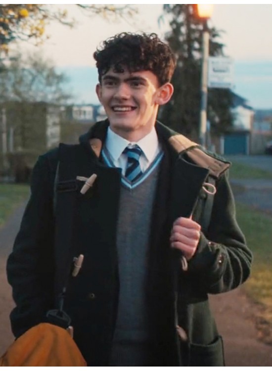 Joe Locke Heartstopper 2022 Charlie Spring Green Coat