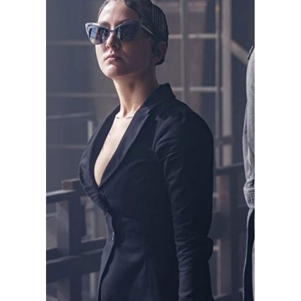 Eréndira Ibarra The Matrix Resurrections Lexy Black Coat